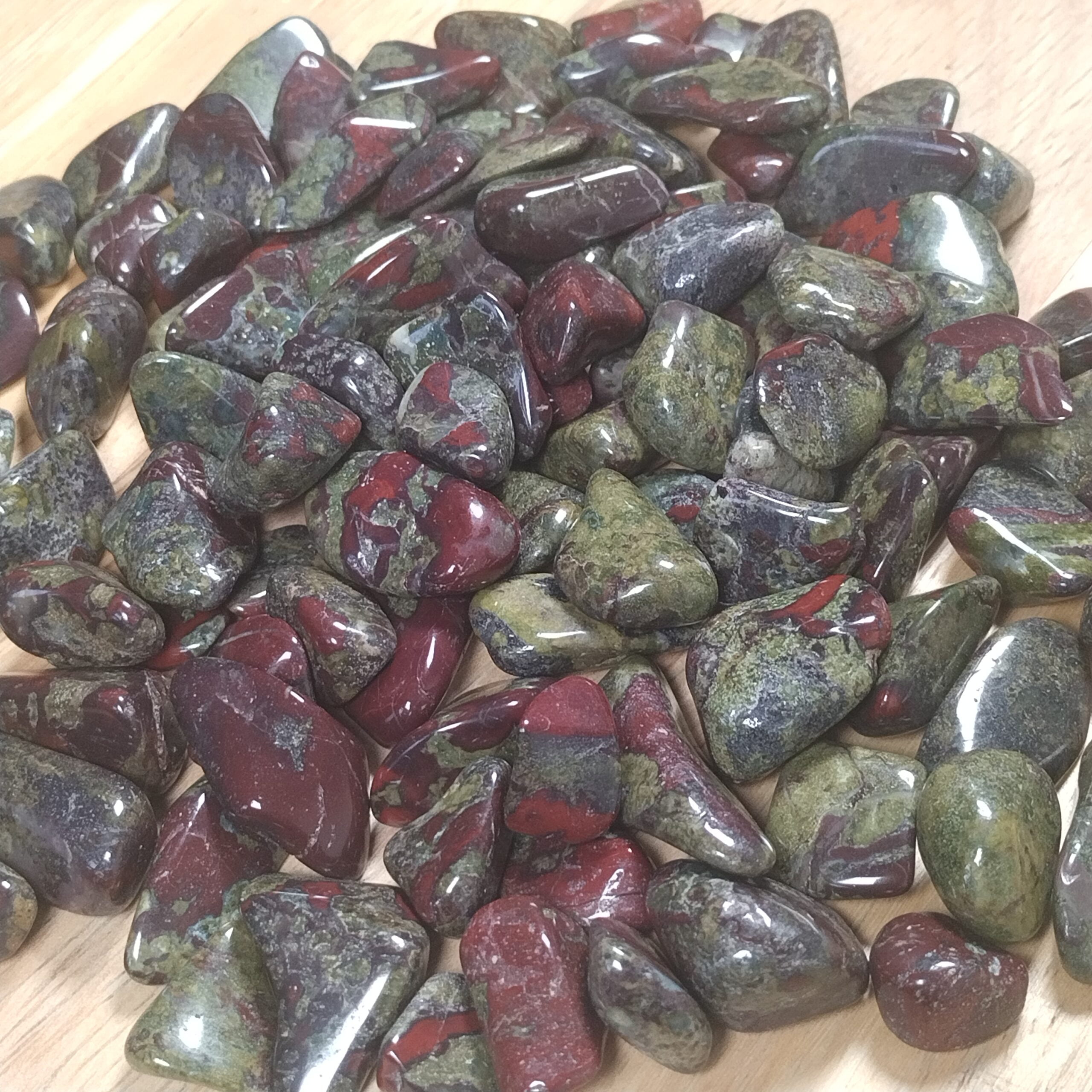 5 - 100 x Dragon Blood Jasper